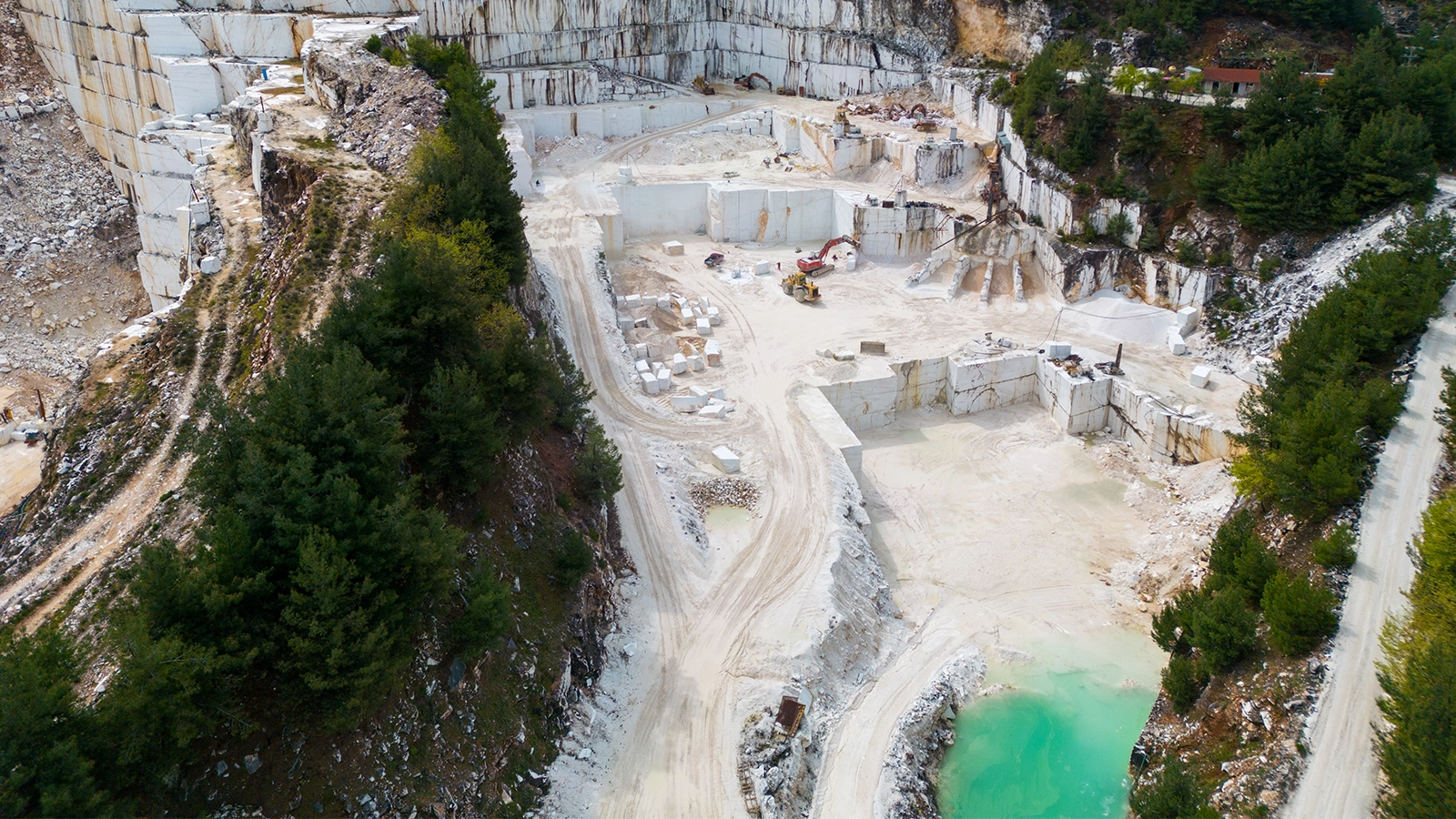 The Journey of Marble: From Quarry to Finished Product - Şimşekler